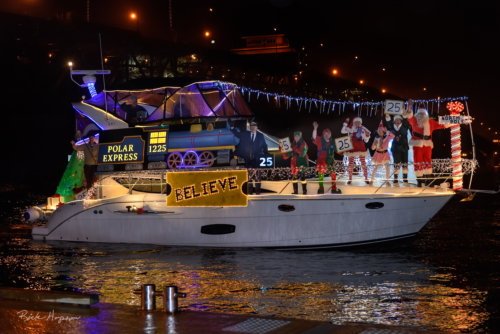 Boat Parades Bring Festivities Afloat | Virginia Living
